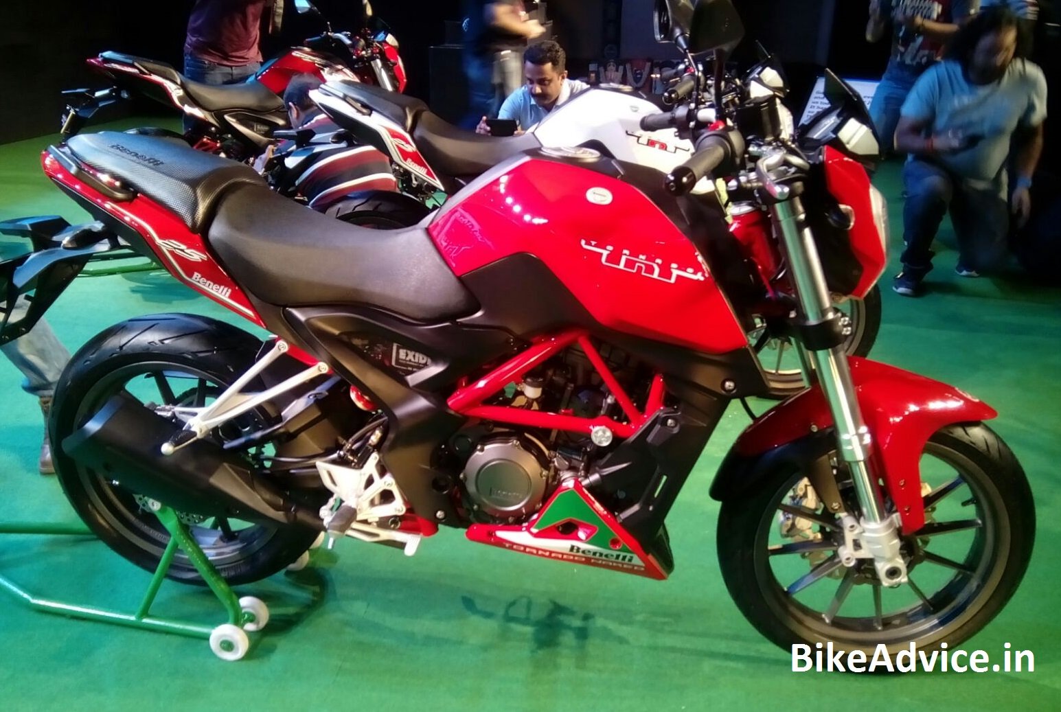 New 250cc Benelli TNT25 Launched Price Pics Engine Features