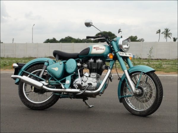 Royal Enfield Classic 500cc Review, Price, Photos, Specifications
