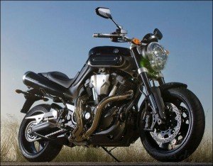 Yamaha MT-01 India Review, Price, Specs