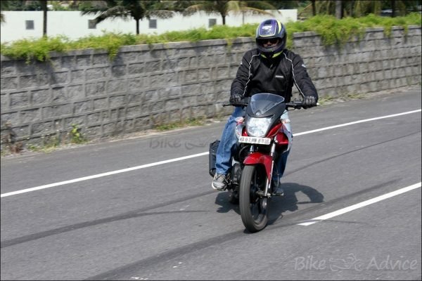 Yamaha SZ-R... Review and Road Test