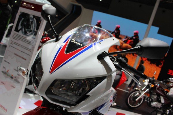 Honda CBR300R Specifications Revealed