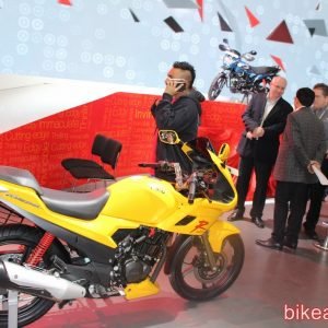 Hero to Launch New 2014 Karizma ZMR & Karizma R Very Soon; Pics & Details