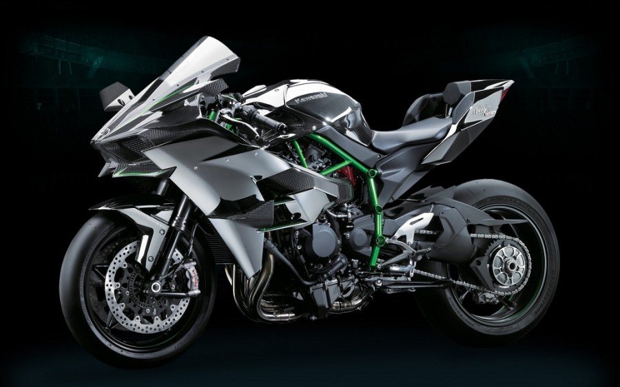 Kawasaki Ninja H2 Street Bike Revealed in Pic Before Unveiling