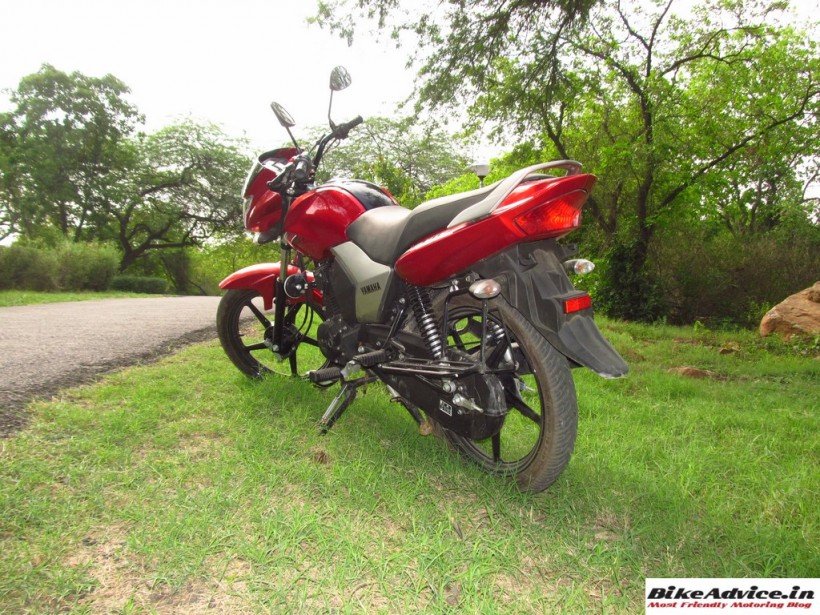 Yamaha Saluto Review; Fuel Efficiency, Performance, Comfort, Engine ...