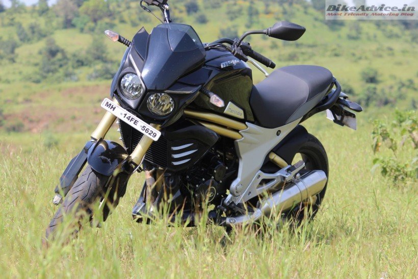 Mahindra Mojo Review- Pros, Cons, Engine, Video & Pics