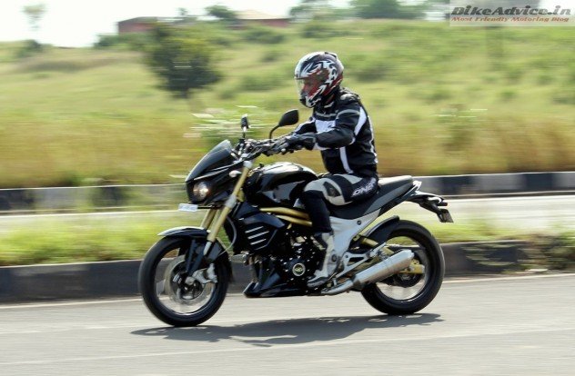 Mahindra Mojo Review- Pros, Cons, Engine, Video & Pics