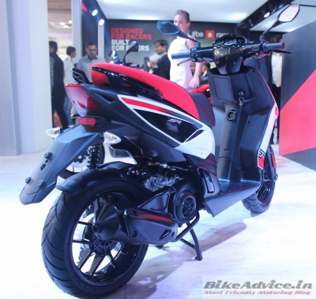 150cc Scooter- Aprilia SR150 Launch, Pics, Features [Auto Expo 2016]