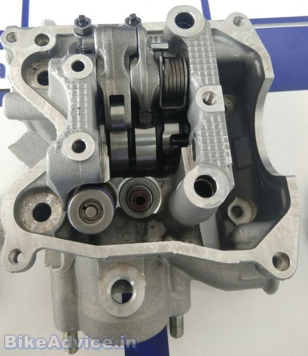 2018 Yamaha YZF-R15 V3 Review: FIRST RIDE!