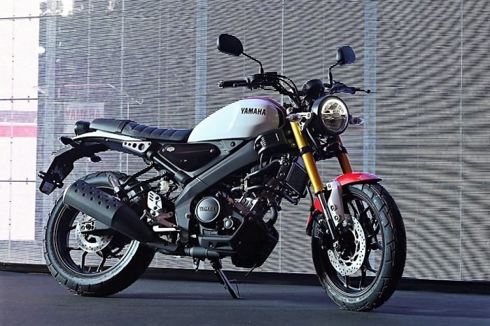 Yamaha XSR155 - In Pics