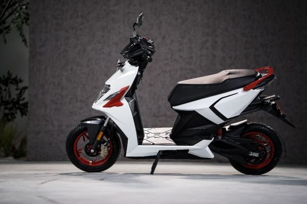 New Simple Dot One Launched at 99,999*; Gets 151 Km Range