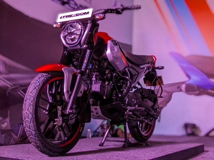 Bajaj FREEDOM CNG - 3 Variants & Their Differences [Video]