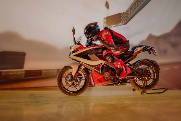 2025 Bajaj Pulsar RS200 Launched, Price Starts at Rs 1.84 Lakh