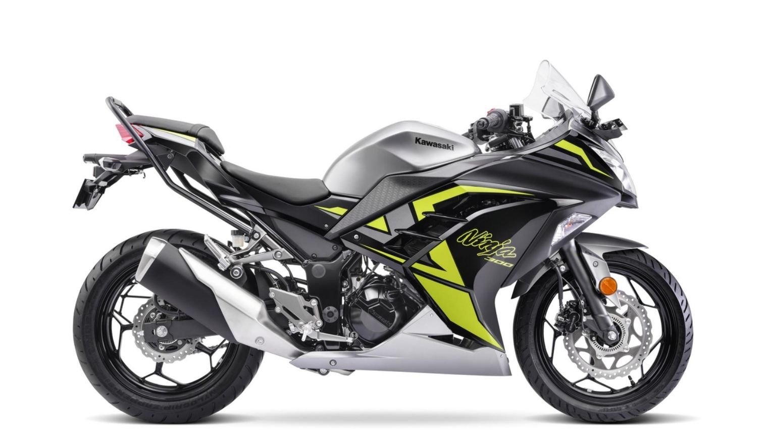 Kawasaki Ninja 300 Discounts Available up to Rs 25,000