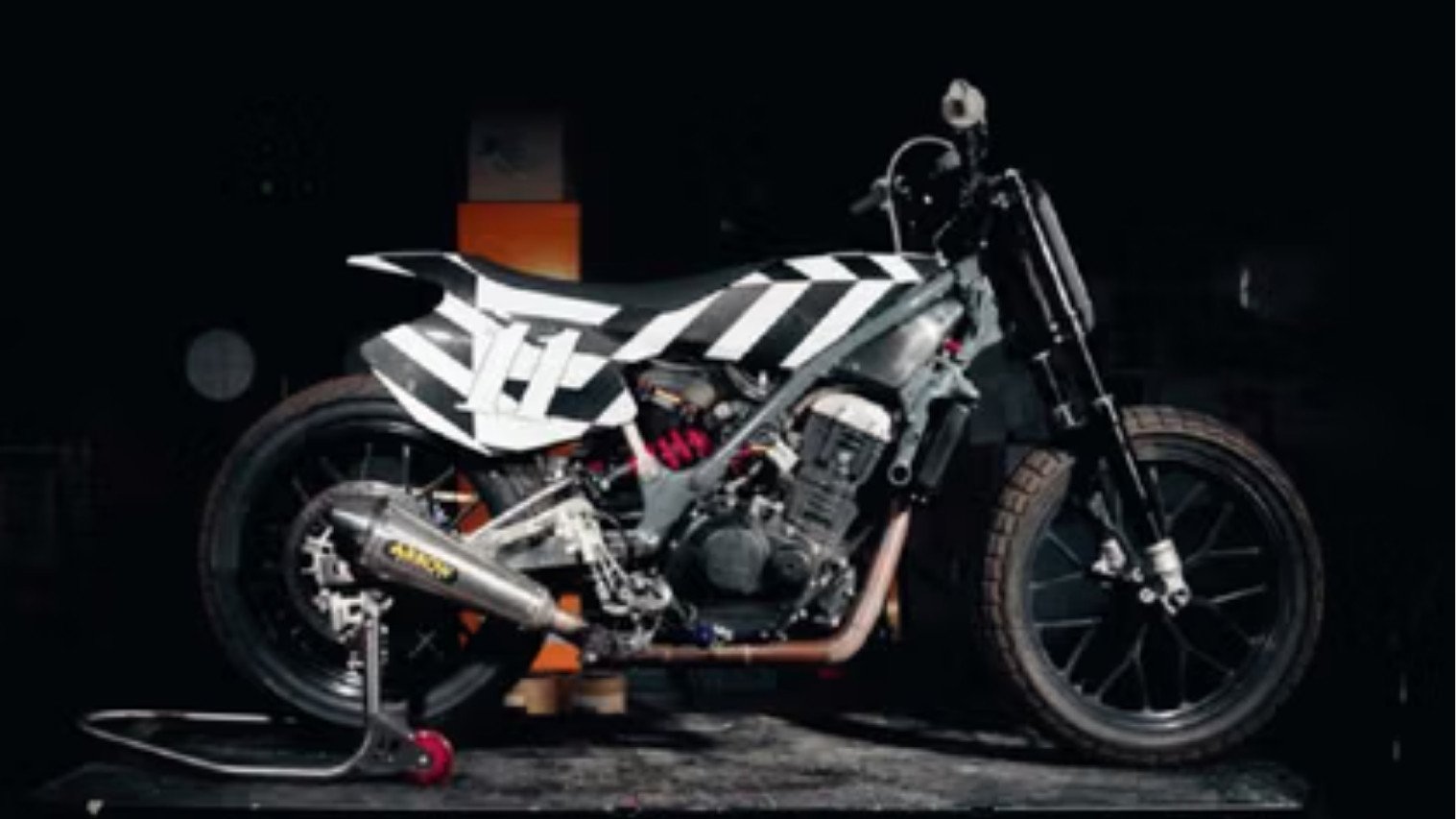 Royal Enfield Sherpa FT Mk2 Debuts - Triumph Tracker 400 Rival