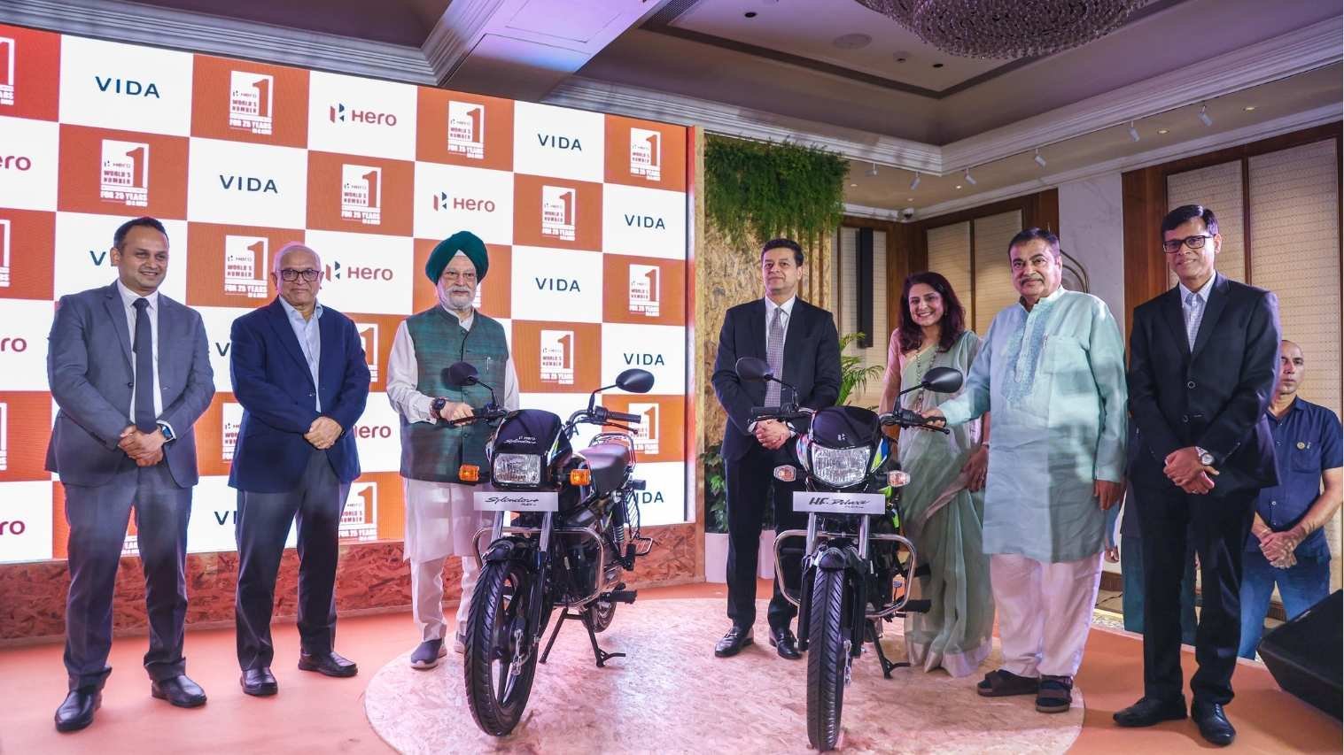 Hero Splendor+, HF Deluxe Flex Fuel Launched in India